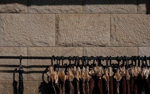 如何在Edge浏览器中打开和关闭开发者工具？_Wikishu